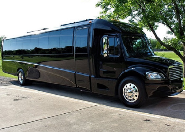 1ST CLASSIC | Executive Class Limousine Party Bus